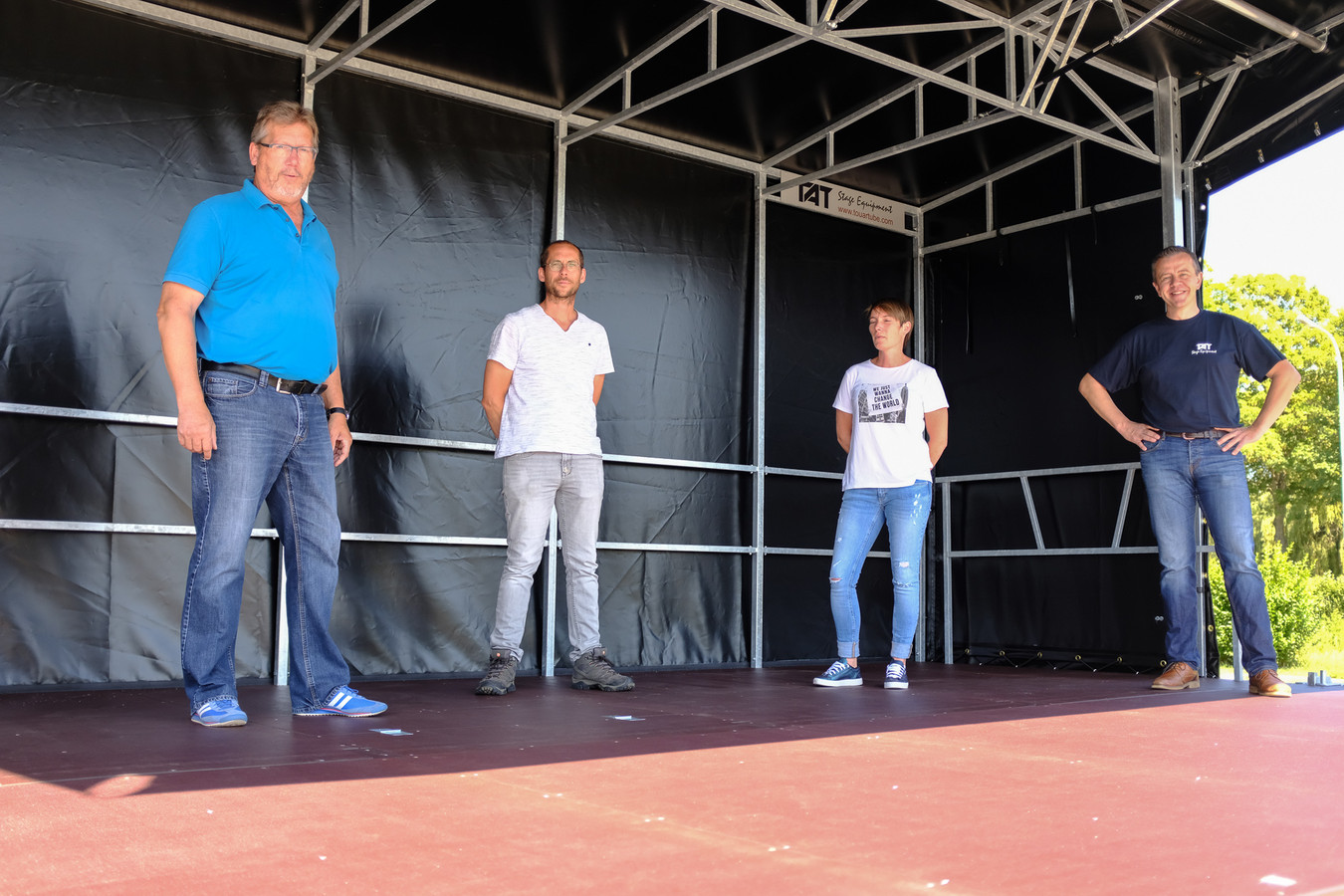 Ieper koopt mobiel podium voor kleinere evenementen | Foto | hln.be