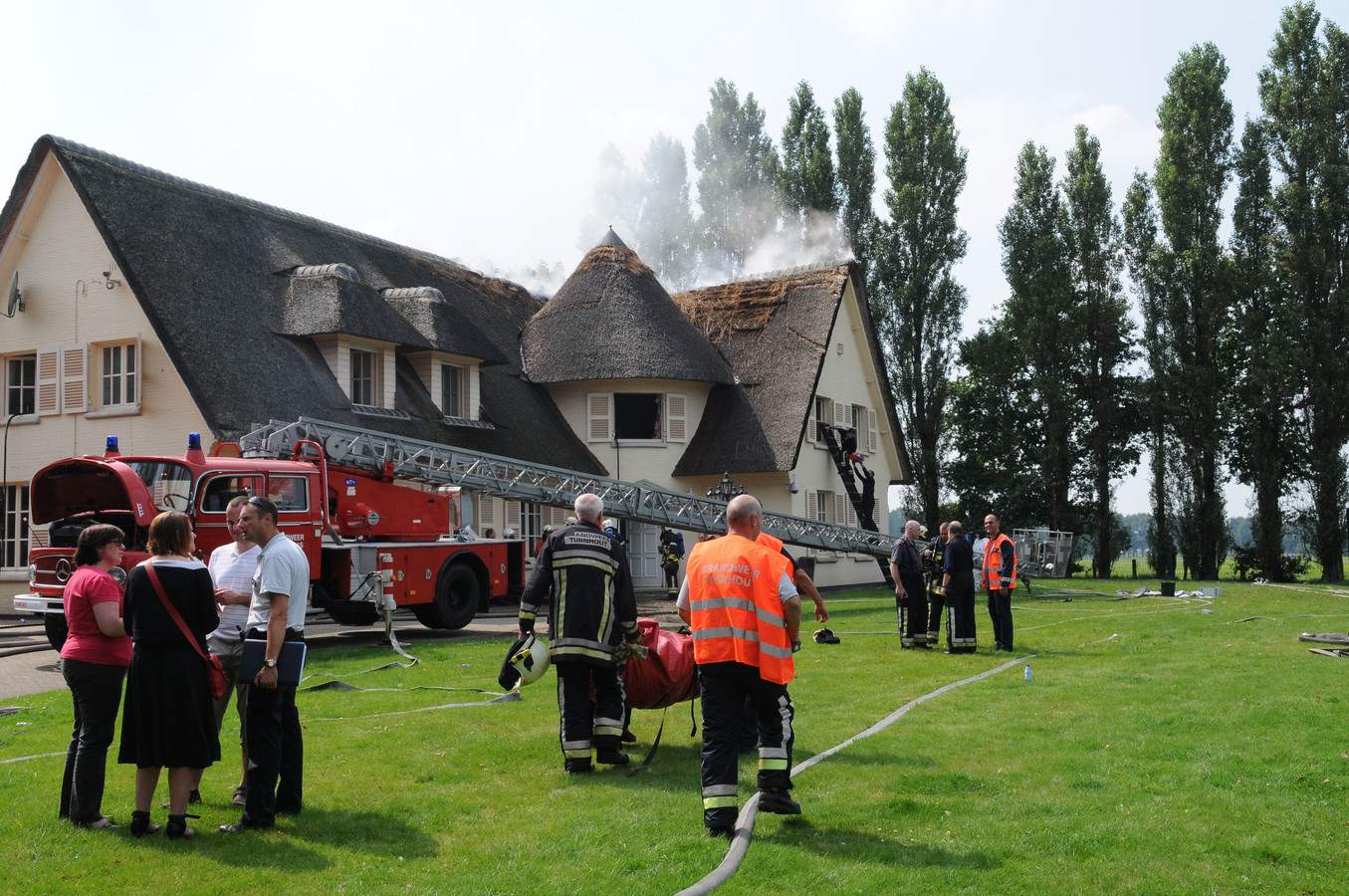 Het mysterie van de ‘villamoord’: schoot hoofdverdachte Beckmann na ...