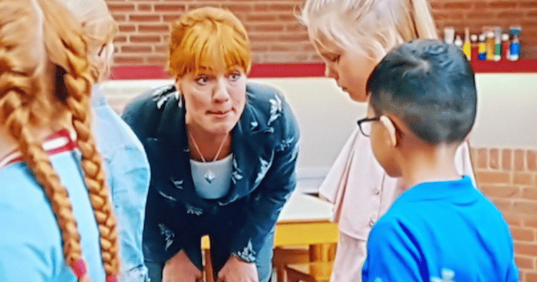 Eerste aflevering Luizenmoeder 2: Twitter gaat los op deze opmerking ...