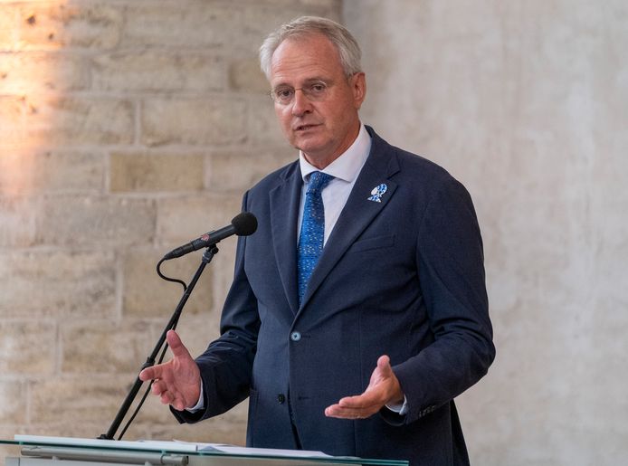 Polman vertrekt als commissaris van de Koning in Zeeland: ‘Ik ben 61 ...