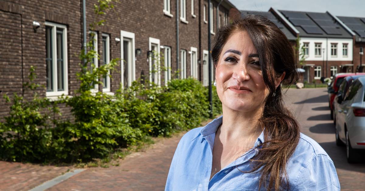 Mahnaz vindt dat we anders om moeten gaan met vluchtelingen: ‘Ik mocht ...