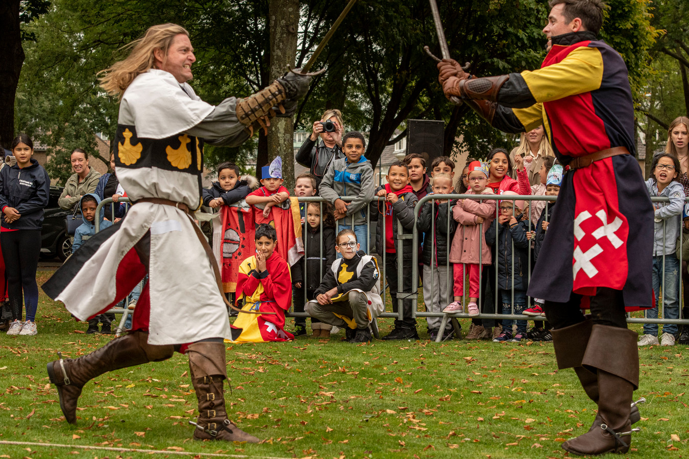 Ridder Witte Wilhelm is de held van 55-jarige JF Kennedyschool in Breda ...