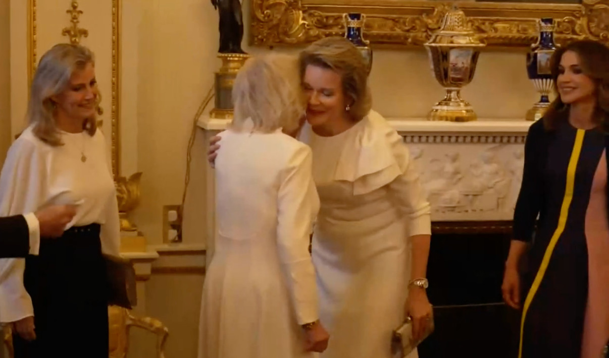 Pourquoi Mathilde n’a pas fait la révérence devant la reine Camilla au ...