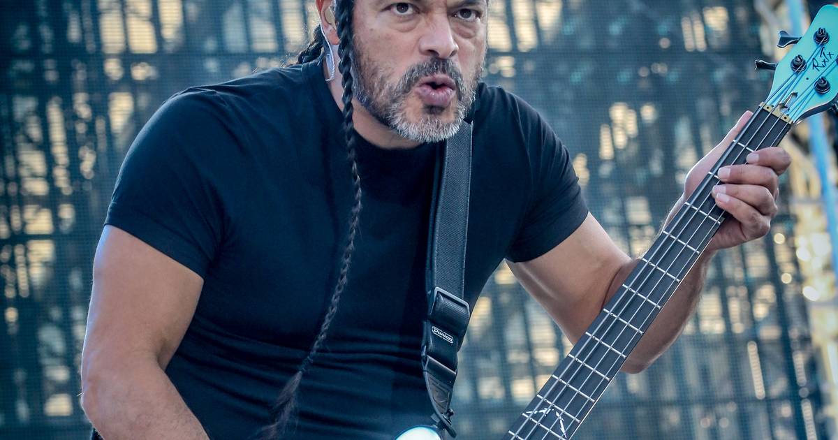 ‘Woehoe oewoe!’ Metallica covert ‘Ça plane pour moi’ en Koning ...