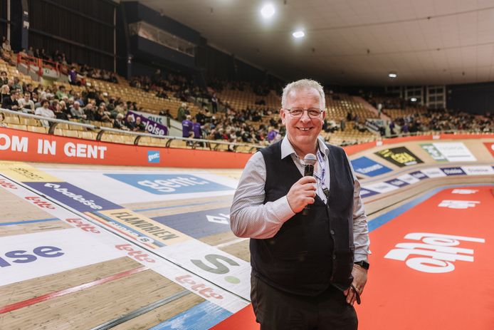 ZESDAAGSE. Denis (58) mag voor de 25ste keer commentator zijn. “Vorig ...