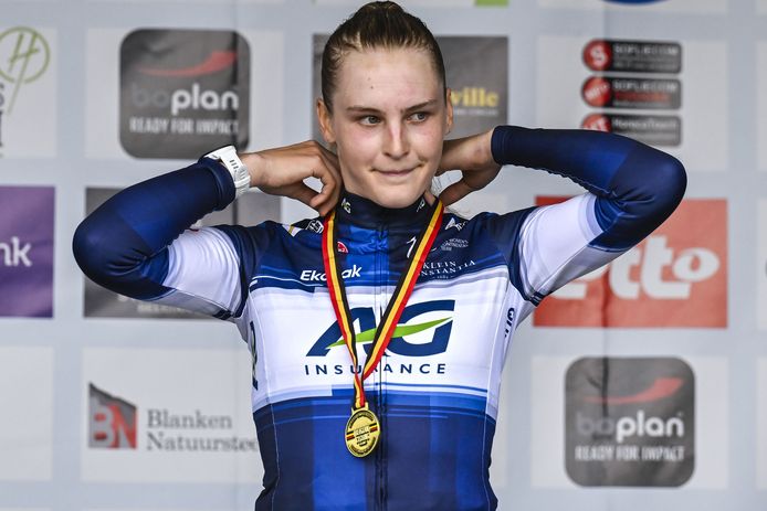Marthe Goossens pakt brons op BK tijdrijden: “Deze podiumplaats had ik ...