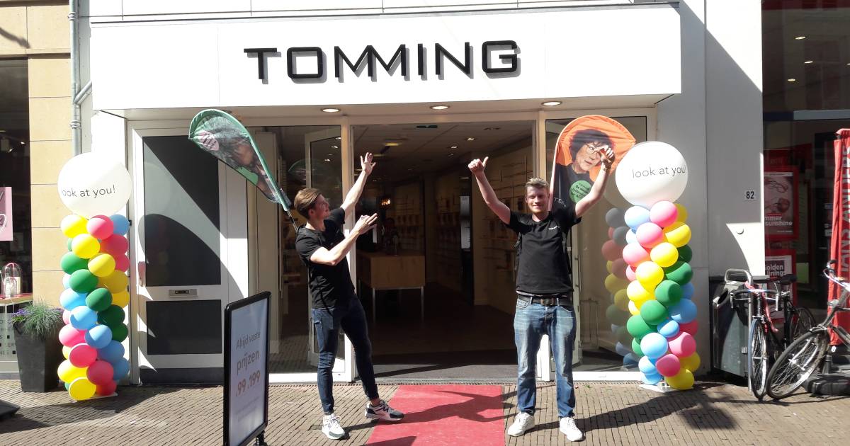 Nieuwe prijsvechter Tomming lanceert in Arnhem bril voor 'prijs van ...