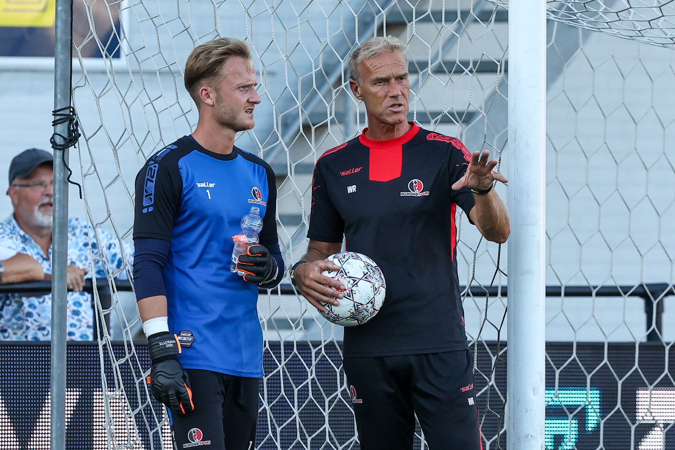 Eens een talentvolle PSV-goalie, nu keepersgoeroe in Brabant: ‘Dan hoor ...