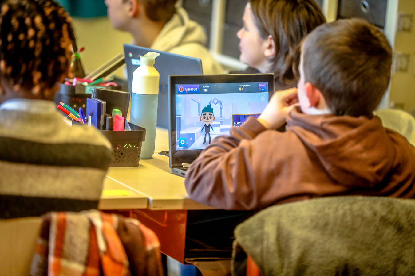 Met dit online spel tegen cybercriminaliteit leren Brugse kinderen ...