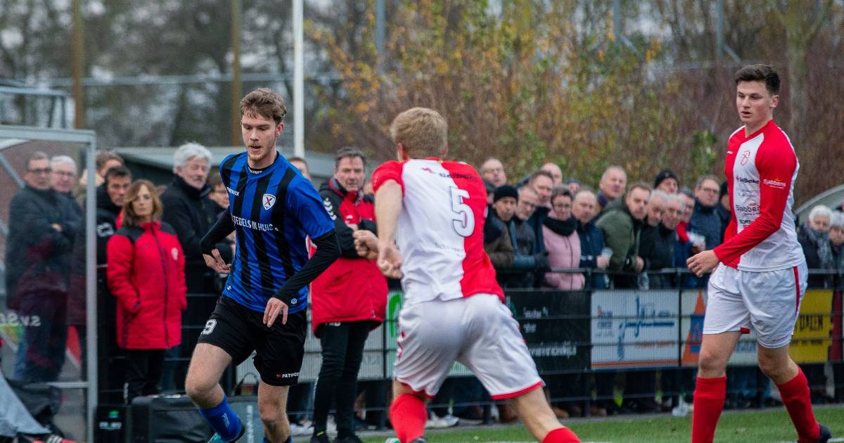 Jochem voetbalt tegen de club waar hij fysiotherapeut is: ‘Volgens mij ...