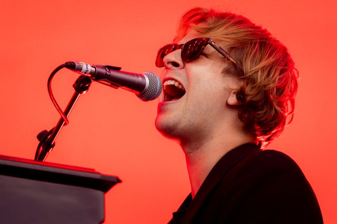 Britse zanger Tom Odell kondigt nieuw album aan | Show | AD.nl