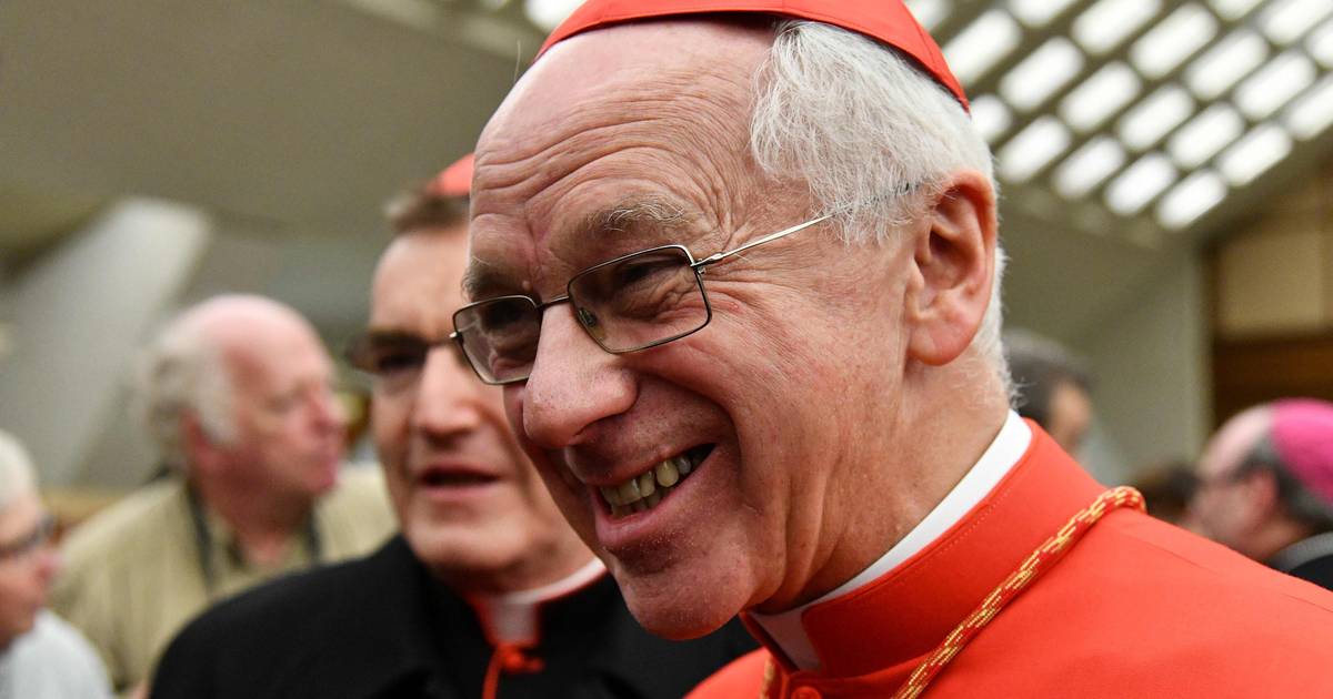 Un hommage au gendarme Beltrame a été rendu par le cardinal De Kesel ...