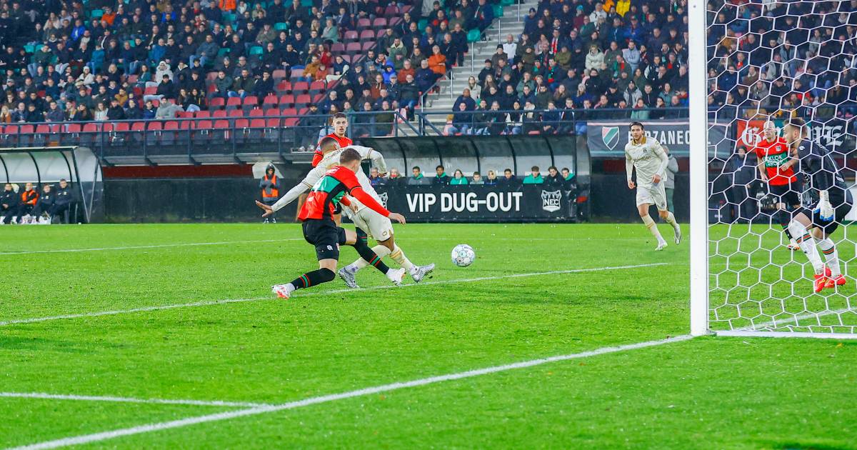 NEC speelt na wederom bizarre slotfase ook gelijk tegen Go Ahead Eagles ...