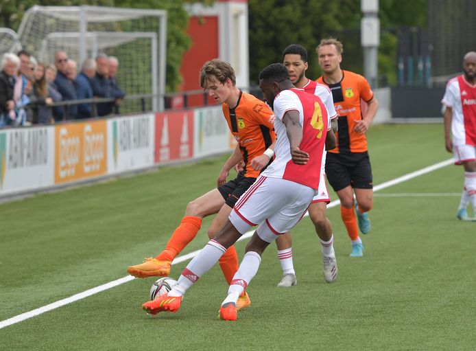 Strijdend d’Olde Veste’54 blijft zicht houden op handhaving en kijkt ...