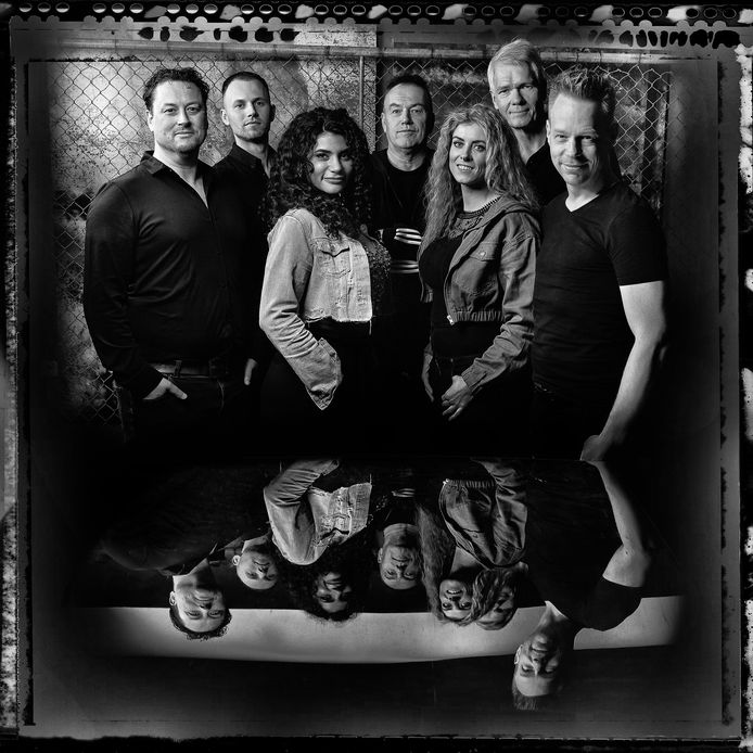 Muziek maken verveelt Jos nooit: hij bouwt 120 feestjes per seizoen met ...