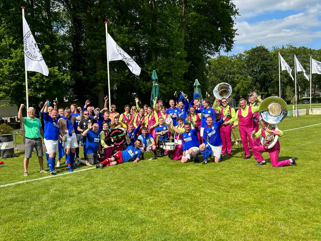 Dit zijn ze: de kampioenen uit deze regio! | Foto | AD.nl