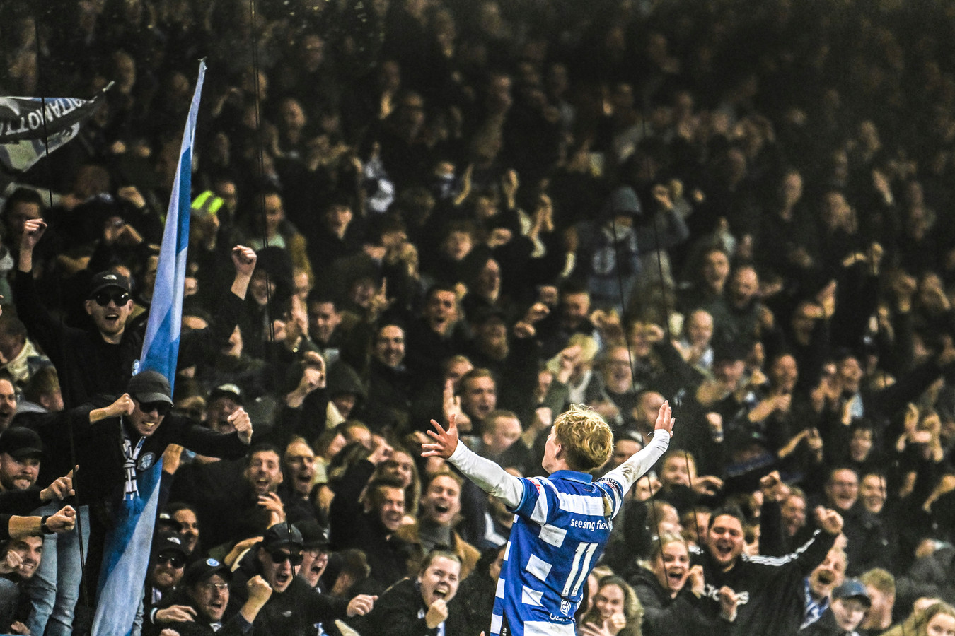 Batman treurt na verlies FC Eindhoven, The Joker kan dit keer lachen ...