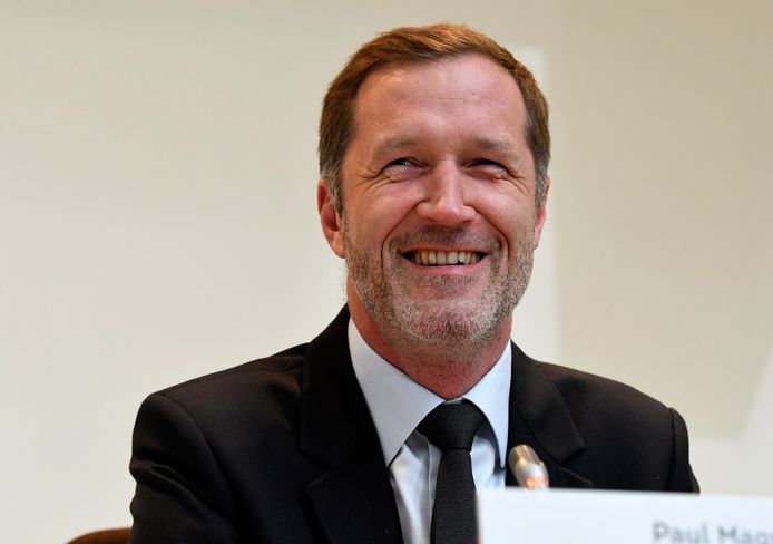 Paul Magnette présente cinq scénarios budgétaires pour le fédéral ...