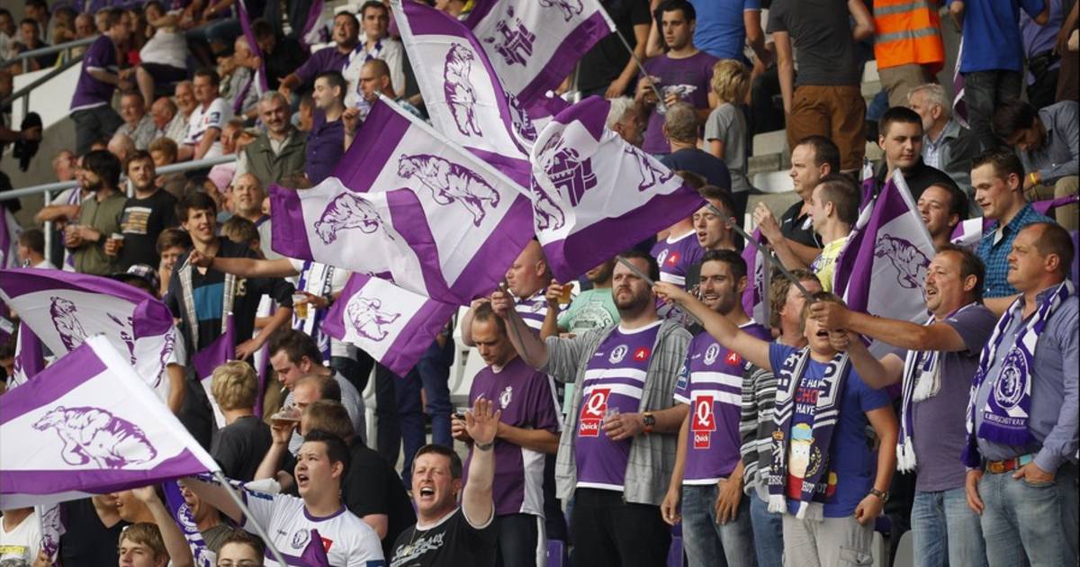 Une vingtaine de hooligans du Beerschot interpellés | Home | 7sur7.be