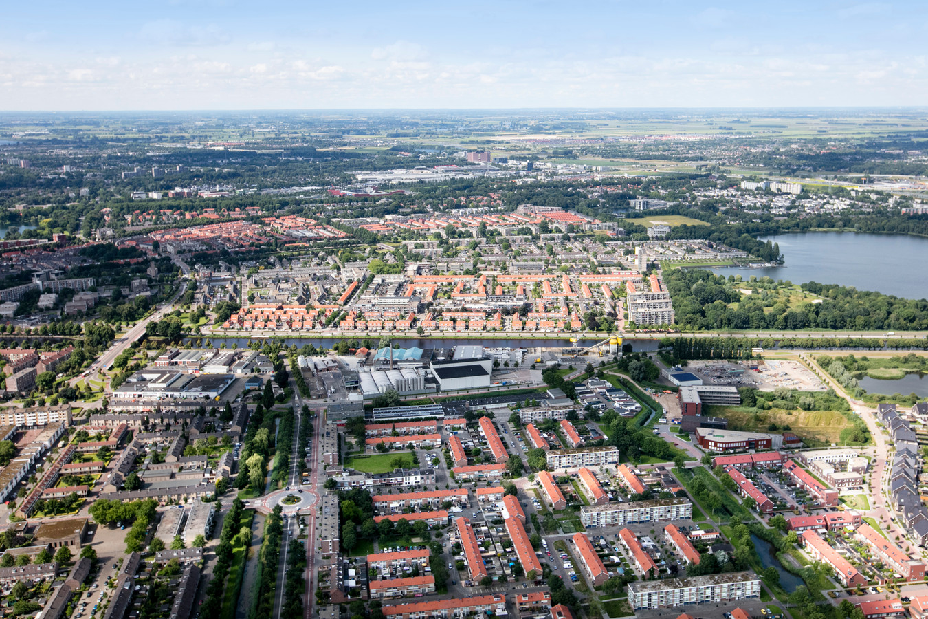 Een azc in een achterstandsbuurt? Dat hoeft geen probleem te zijn ...