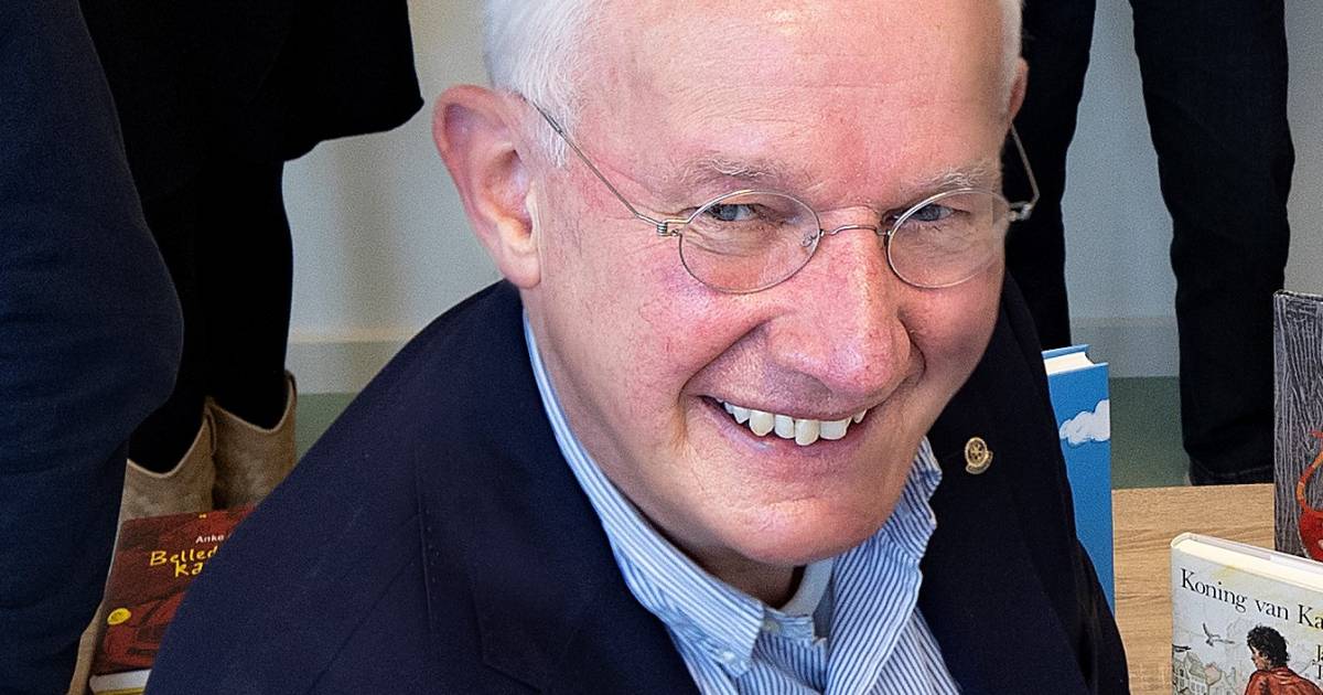 Jan Jaspers neemt afscheid als griffier van de Helmondse gemeenteraad ...