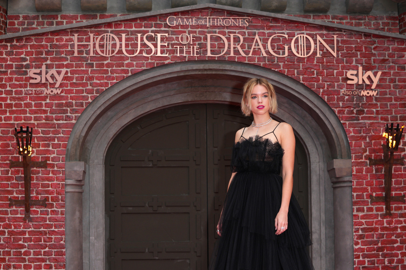 INTERVIEW. Milly Alcock, dé karakterkop uit ‘House of the Dragon ...