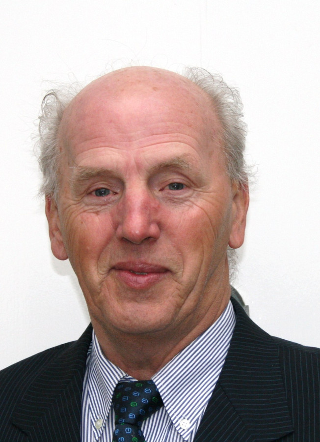 Oud-wethouder Frans van den Boomen (1939-2023) was een bruggenbouwer en gunde iedereen het beste ...