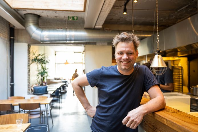 Dua Lipa, Kanye West ... Wereldsterren komen naar Antwerps restaurant ...