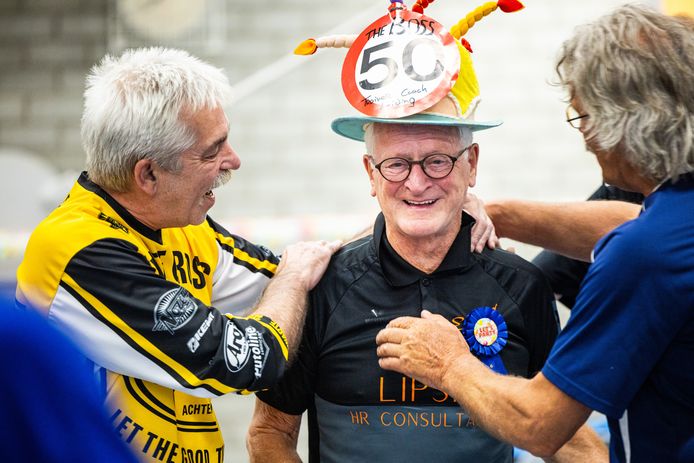 Van eierhal tot televisiestudio, oppervrijwilliger Henk Kampman al 75 ...