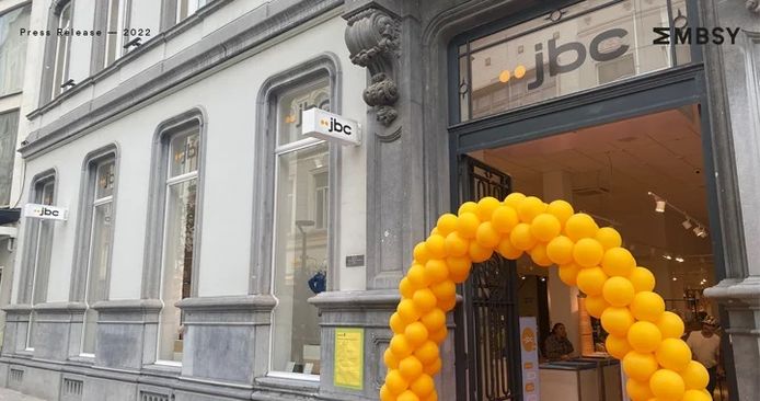 JBC opent deuren in Bruul: “Richten ons op funshoppers” | Mechelen | hln.be