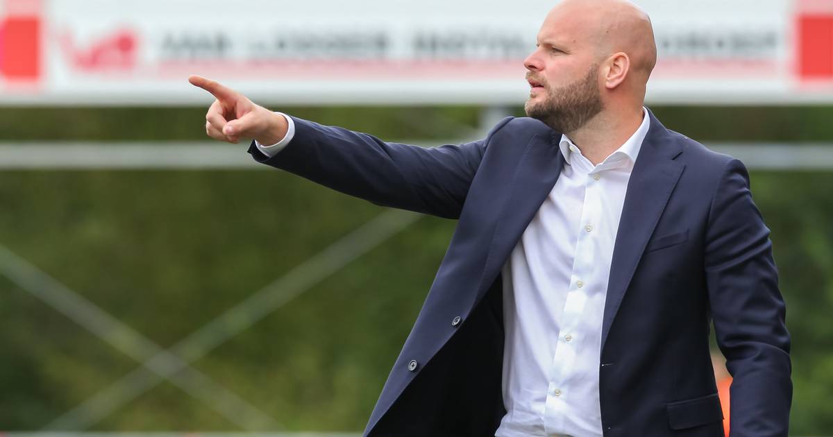 Wouda twee jaar langer trainer Excelsior’31 | Amateurvoetbal | tubantia.nl