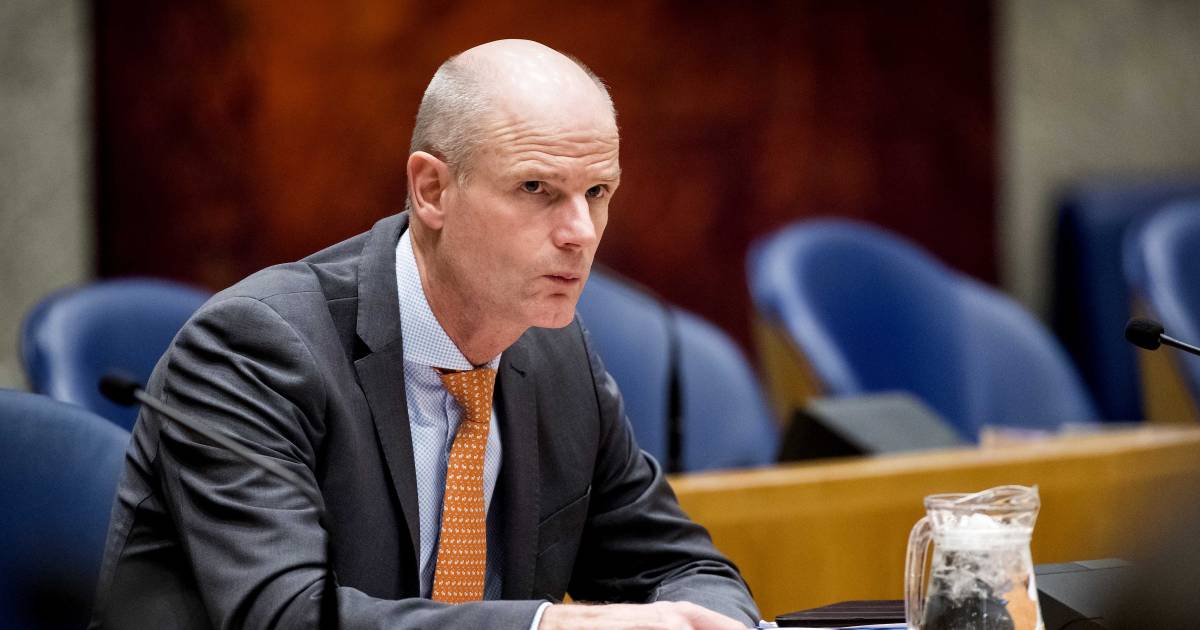 Parlement Curaçao boos op minister Blok om hulp Venezuela | Politiek ...
