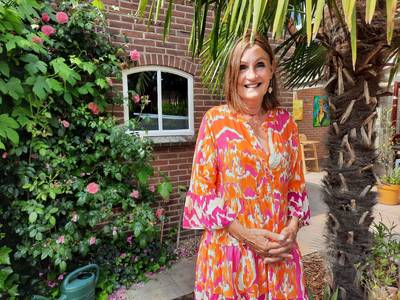 Janny is dol op haar tuin: 'Ik voel me hier koning te rijk' - Oozo.nl