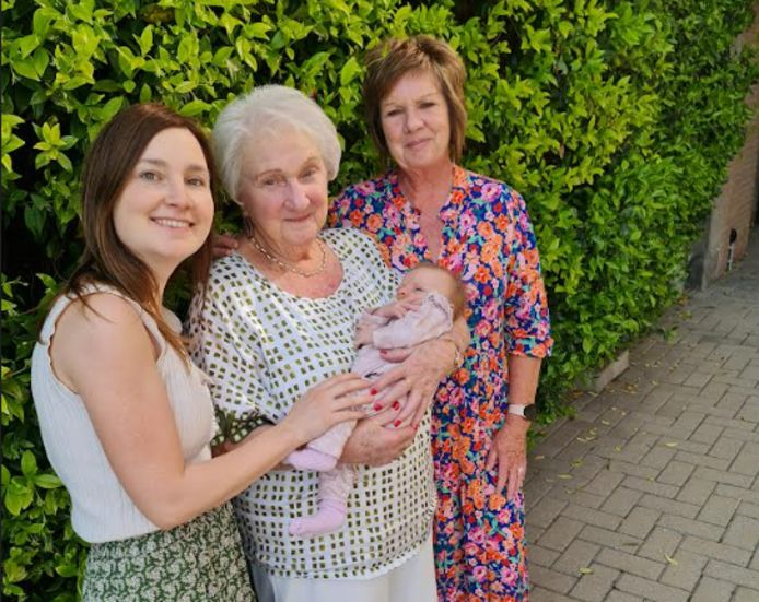 Mila maakt viergeslacht compleet in Tienen | Tienen | hln.be