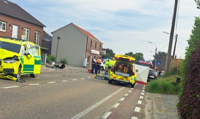 75-jarige bestuurster overleden na botsing met MUG in Tongeren ...