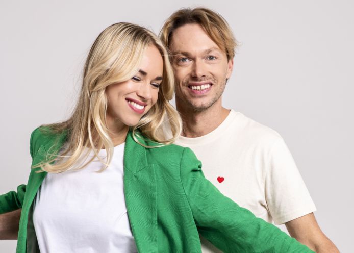 Regi over zijn niet zo ‘stiekem huwelijk’ met Kristel: “We hebben een ...