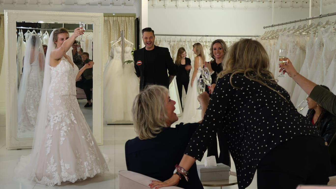 Vlak na Say Yes to the Dress krijgt kleuterjuf Fianne uit Deventer ...