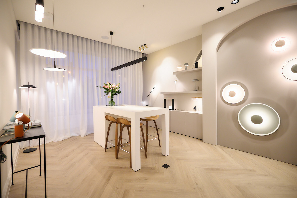 NET OPEN. The Lightstore komt thuis in oude pianofabriek: "Decoratieve ...