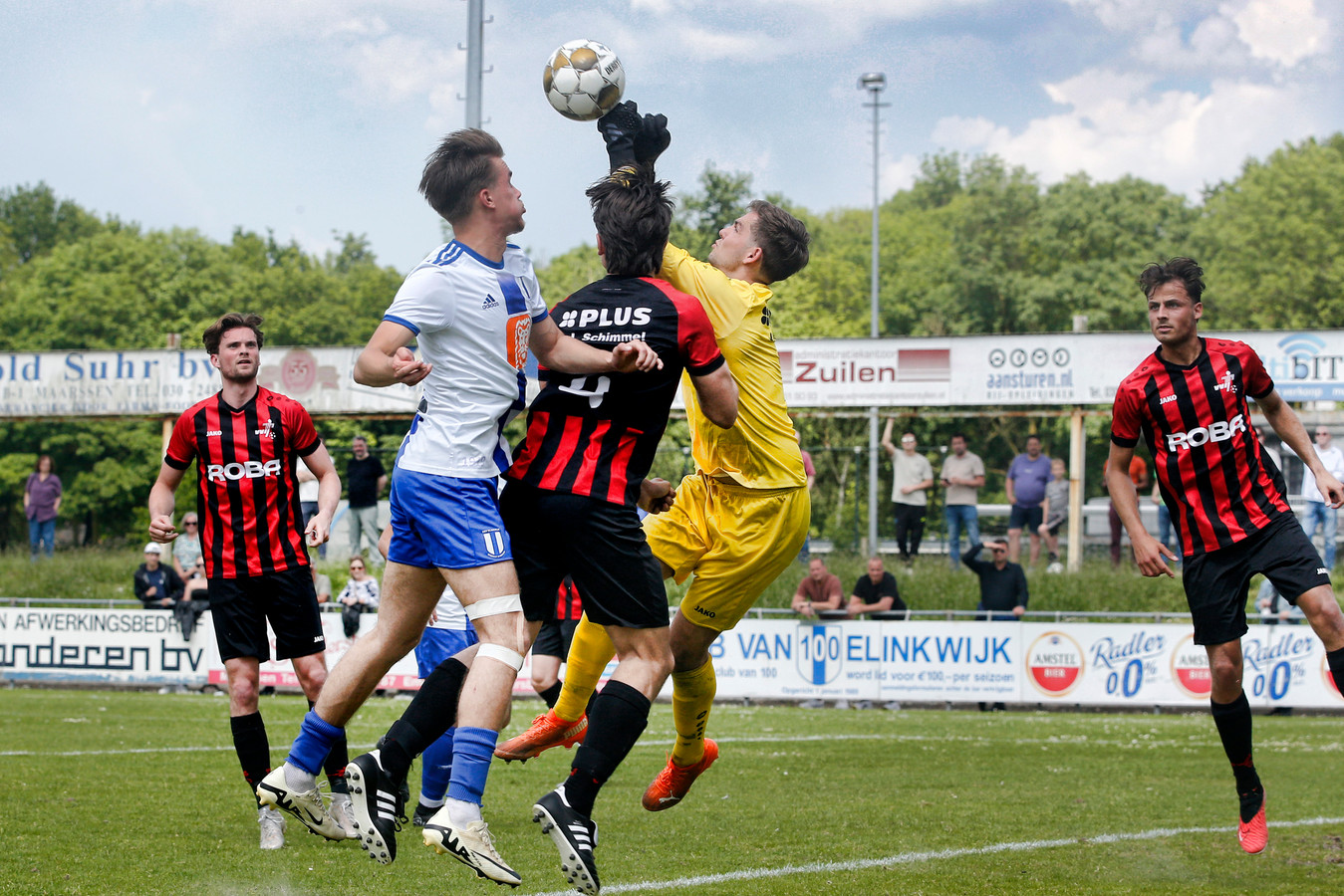 Titelstrijd tussen Elinkwijk en VVIJ naar kookpunt: pas op laatste ...