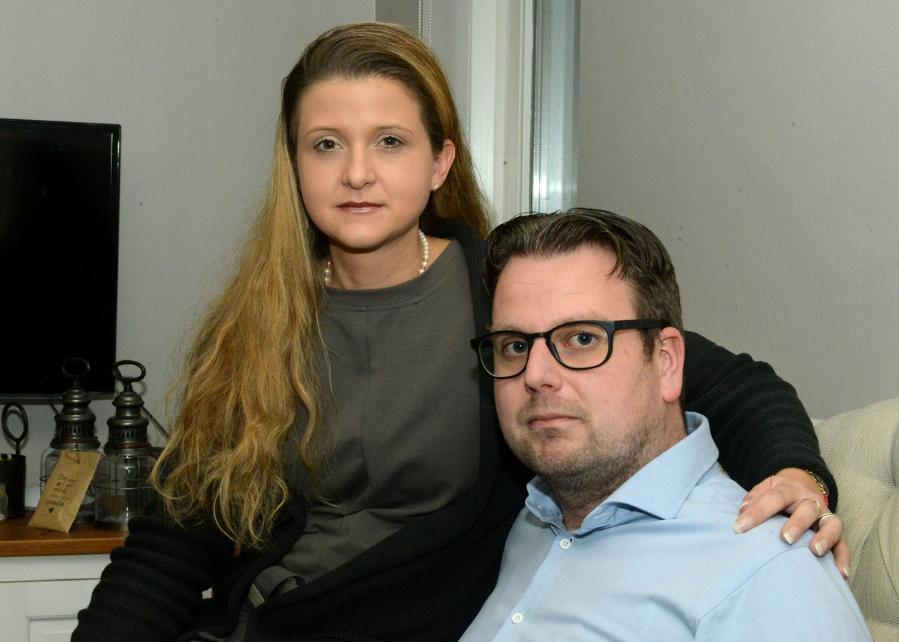 Ouders met kinderen op Hoenderloo Groep maken ‘samen vuist richting ...