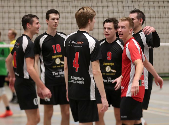 Tievolley Tielt botst in Vlaamse beker op Genk en mikt nu op een ...
