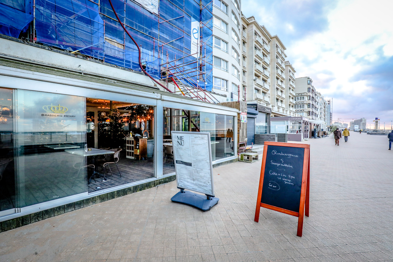Op stap langs de 11 favoriete plekjes van Arno in Oostende: “In dit ...