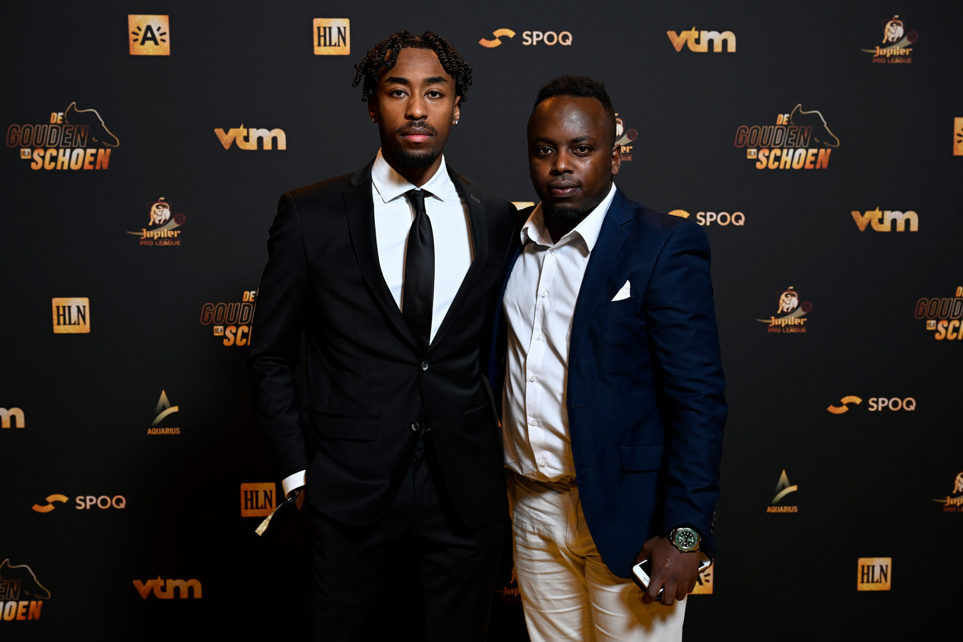 EN IMAGES: défilé de stars sur le tapis rouge du 69e gala du Soulier d ...