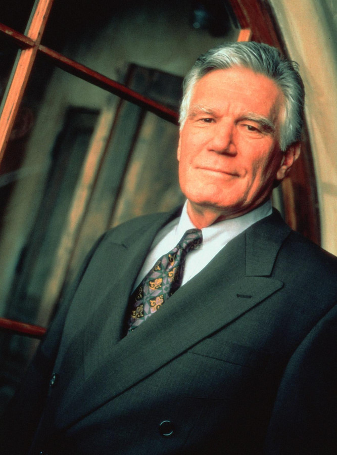 ‘Lethal Weapon’-acteur Mitchell Ryan (88) overleden | Foto | hln.be