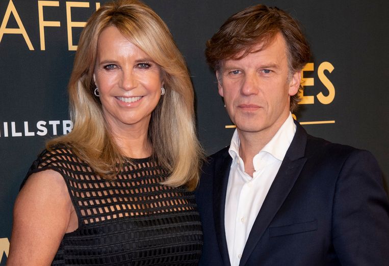 Linda de Mol en Peter Paul Muller reiken samen als ‘Cheryl en Martin ...