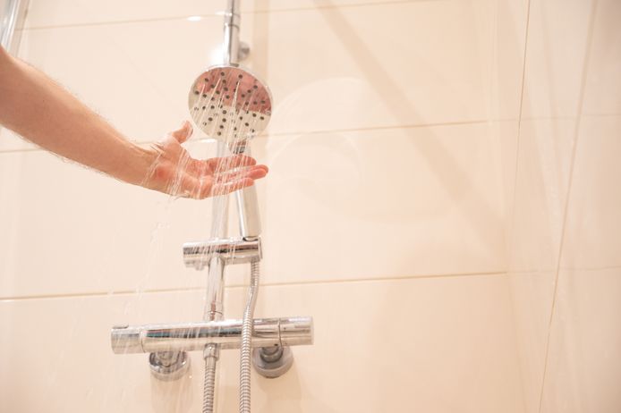Combien devez-vous payer par minute pour prendre une douche? | Economie ...