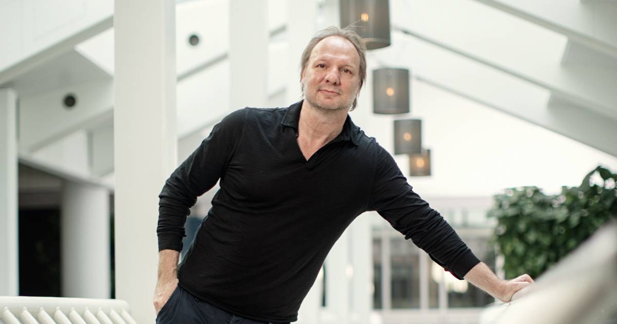 Rob Stenders: ‘Naar een huwelijk of een uitvaart wil ik nog net gaan ...