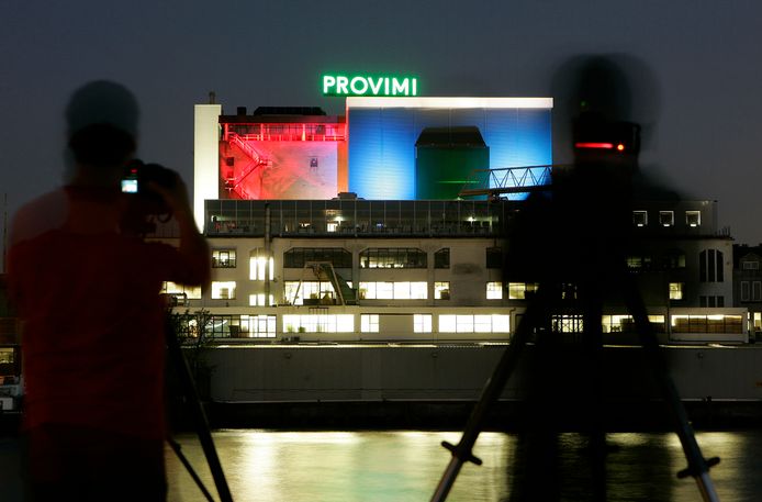 Veevoederfabriek Provimi verlaat het steeds drukker wordende ...