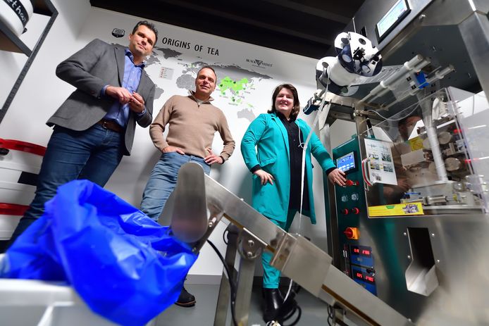 De thee van het oer-Roosendaalse Van den Biggelaar is terug van ...