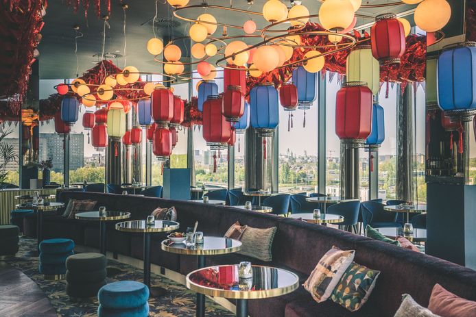 RESTOTIP. Bij Mr. Sato geniet je op de hoogste verdieping van het ...